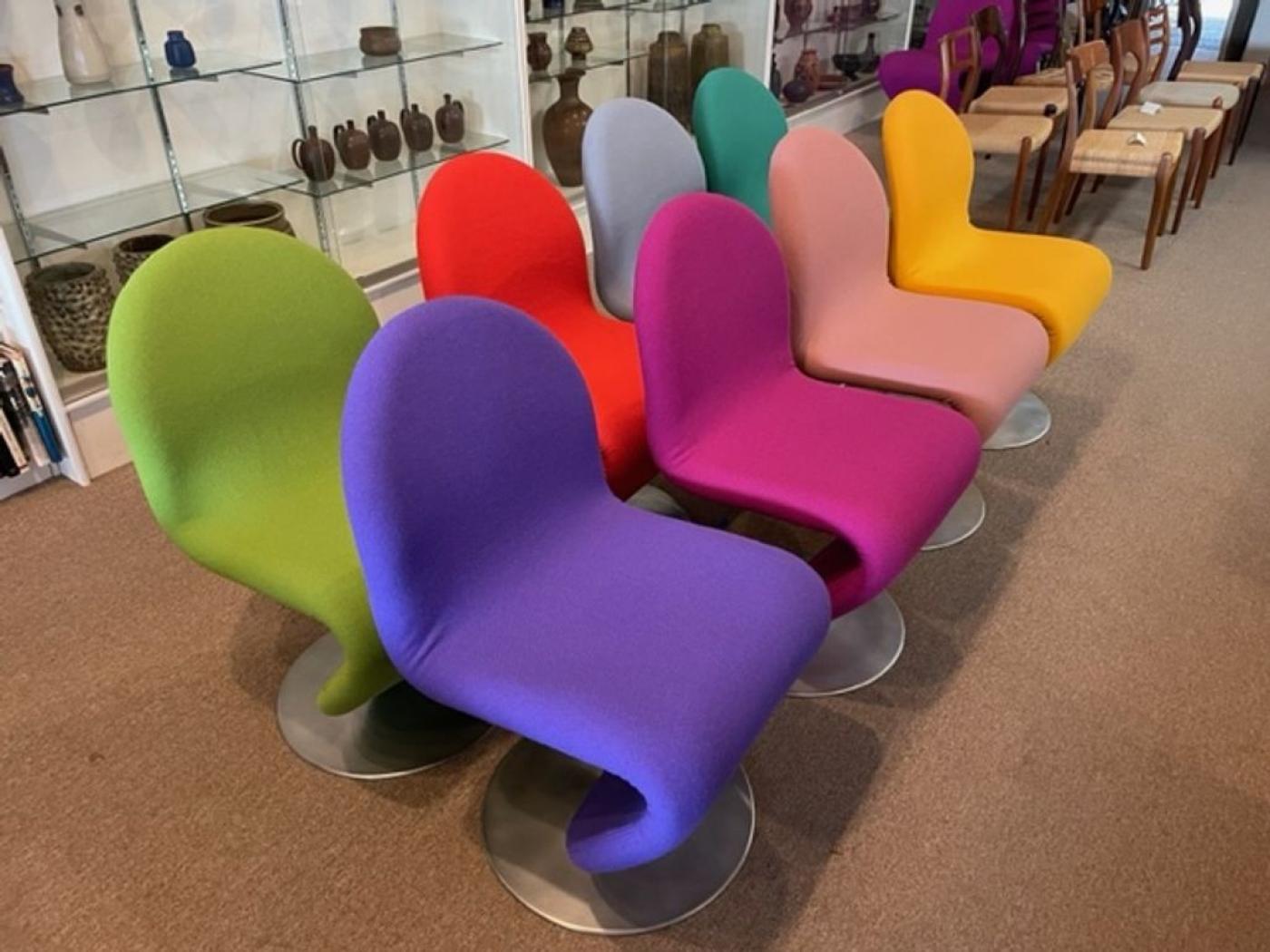 Verner Panton - 8 VERNER PANTON SYSTEM 1-2-3 SWIVEL DINING CHAIRS