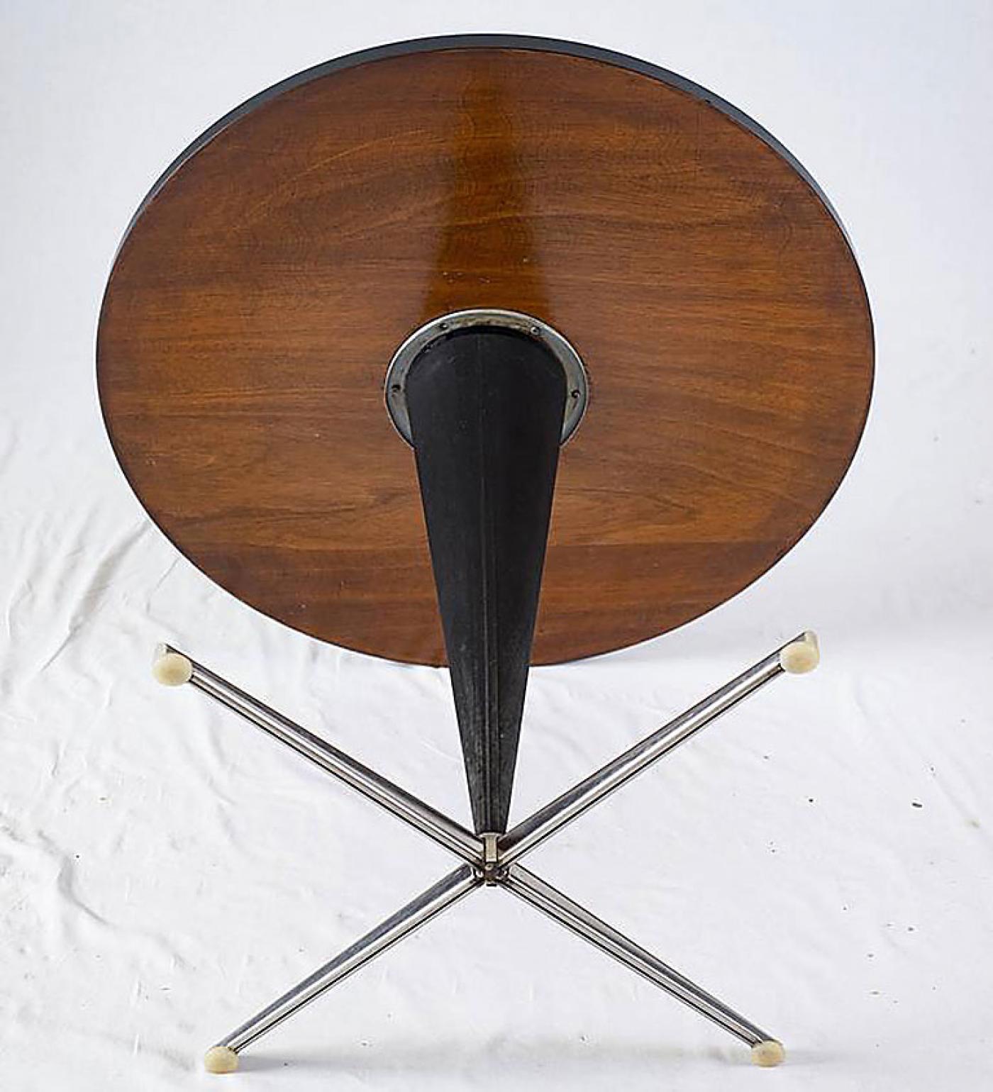 Verner Panton - Verner Panton Cone Table
