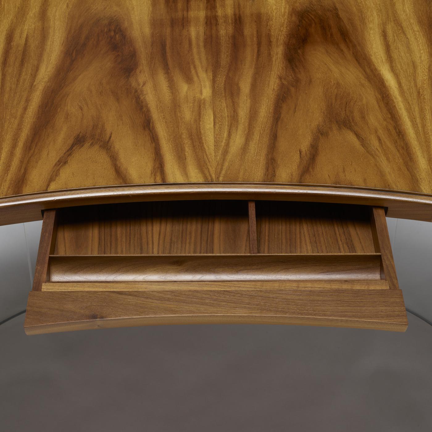 Vladimir Kagan - Wing desk, model 7030