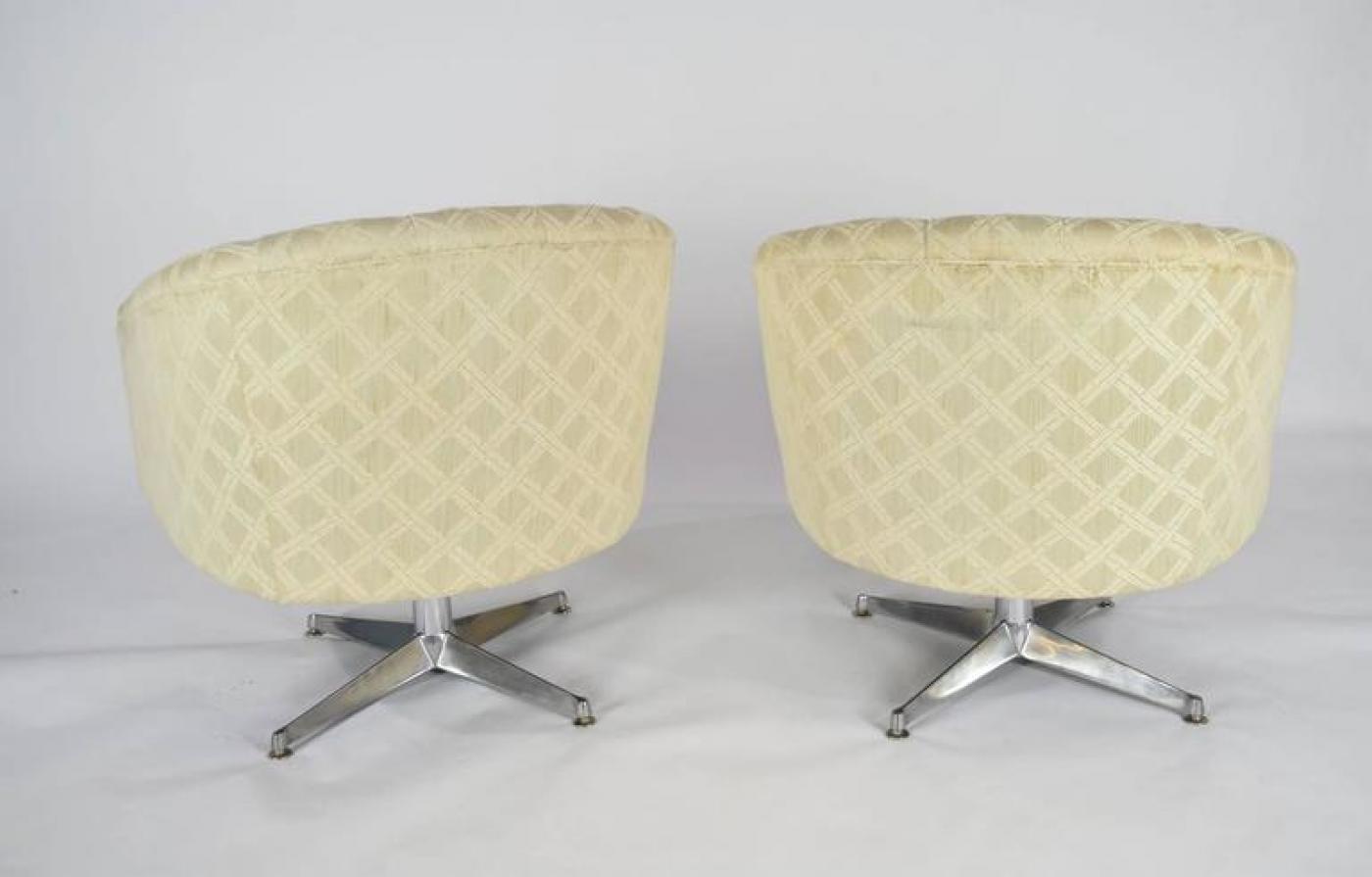 Ward Bennett - Pair of Ward Bennett Style Swivel Lounge or Office ...
