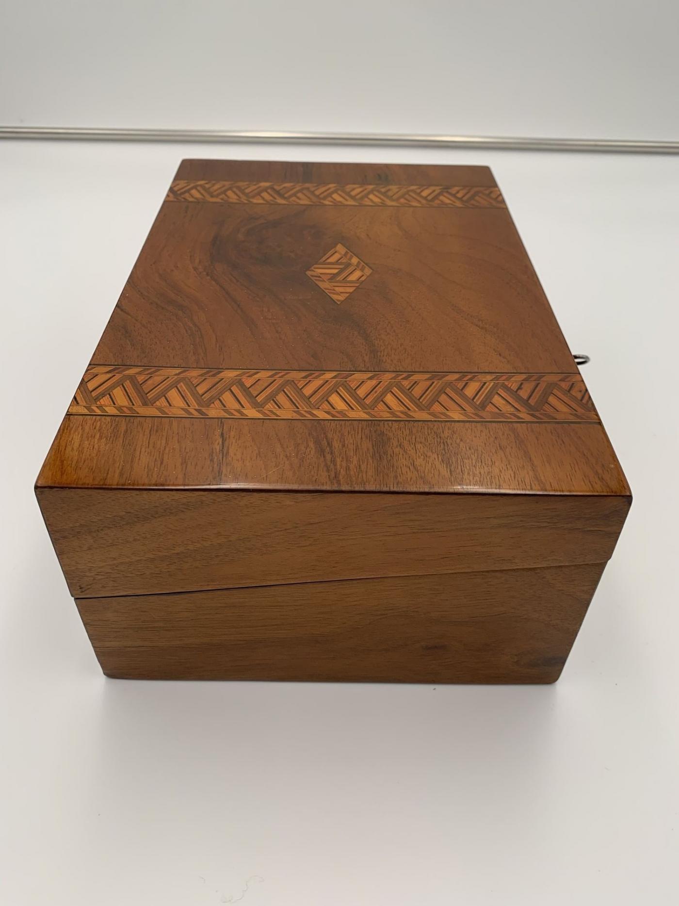 Writing Casket Box, Walnut with Inlays, England, Late 19th Century